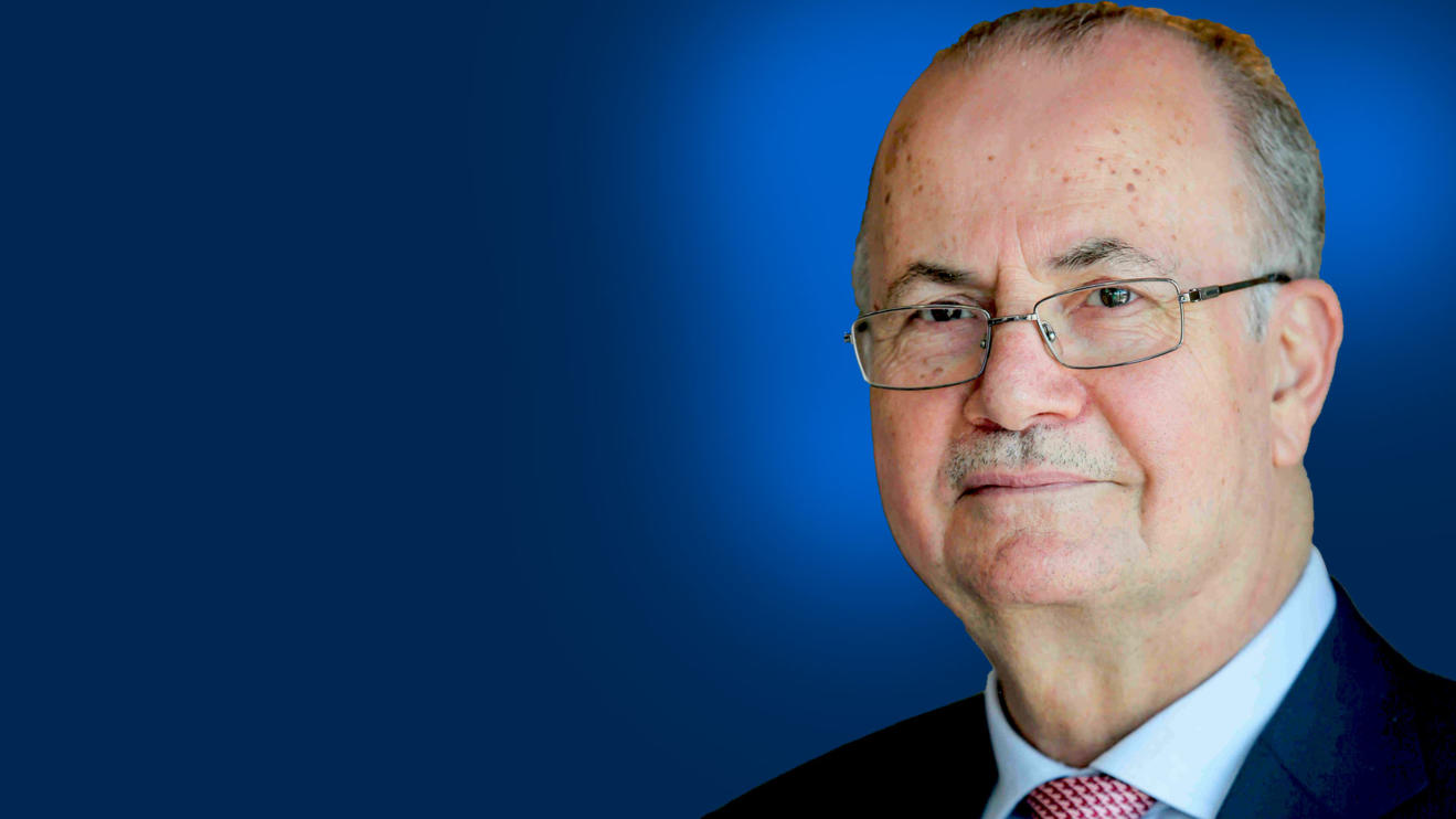 Who is Mohammad Mustafa - the man who could be next Palestinian PM ...